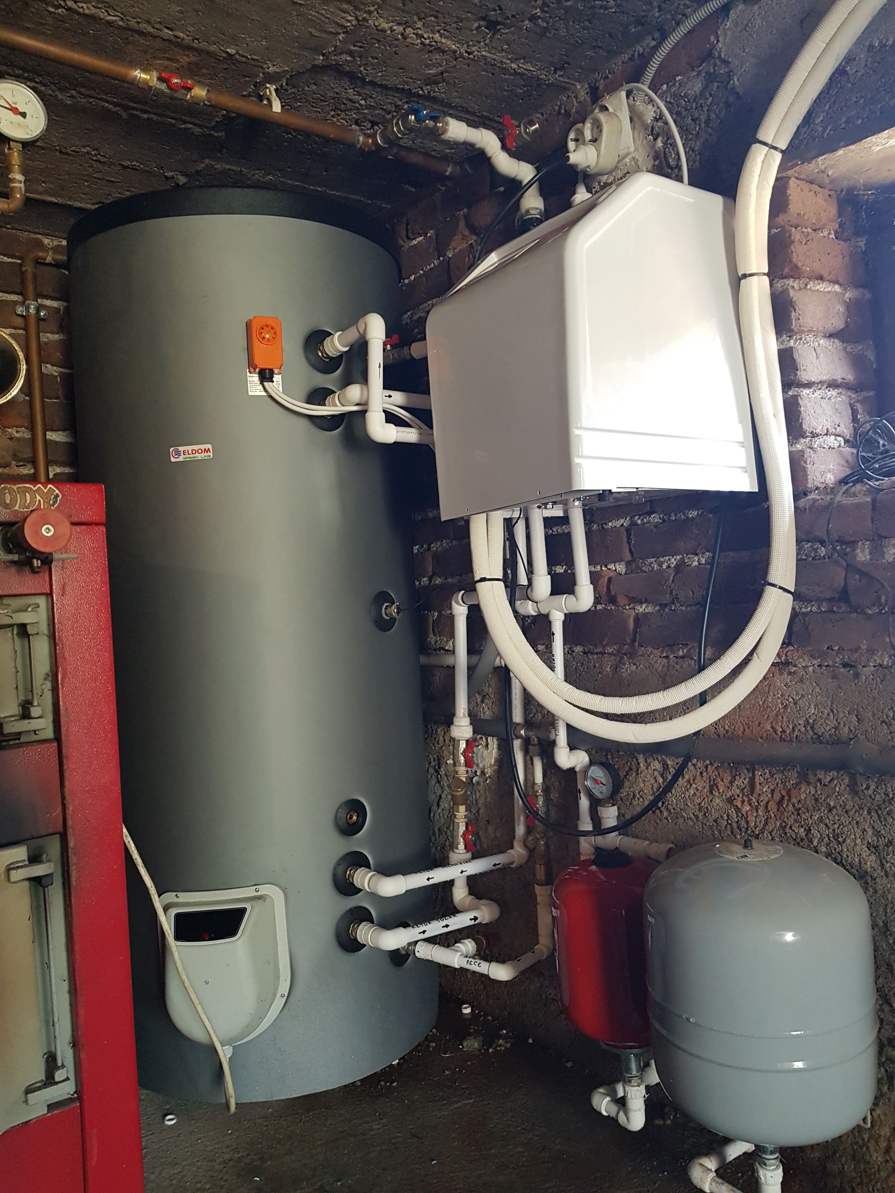 Kit ECO cu 2 Panouri | Apa Calda Menajera | Sisteme termodinamice ...